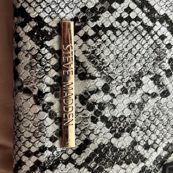 Steve Madden | Bags | Steve Madden Blue Faux Snake Clutchwallet | Poshmark